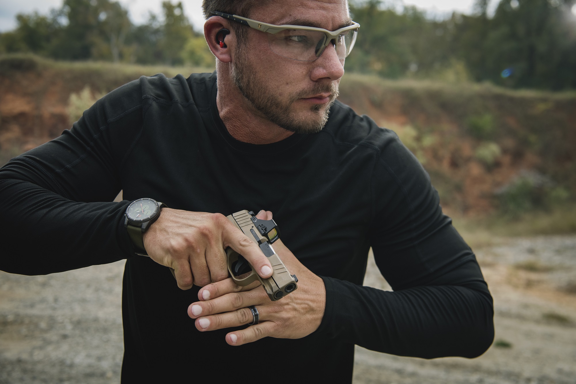 Redefining Concealed Carry with the All-New FN Reflex | FN® Firearms